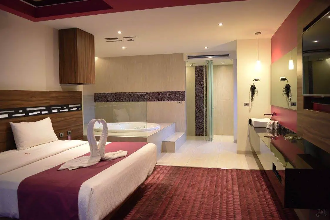 MOTEL M-20 - Precios 2026 * Moteles Tijuana*