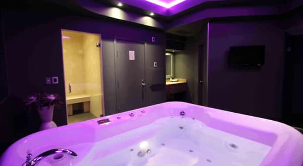 Moteles con JACUZZI 🤽‍♂️ en Tijuana ***Moteles en Tijuana***
