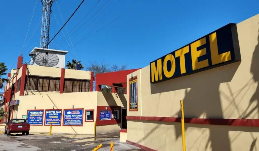 MOTEL SOMBRERO - Precios 2026 * Moteles Tijuana*